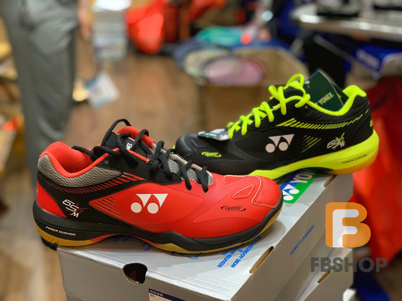 Giày cầu lông Yonex 65X2 Men Đỏ Đen - Chuyển động sắc nét hơn